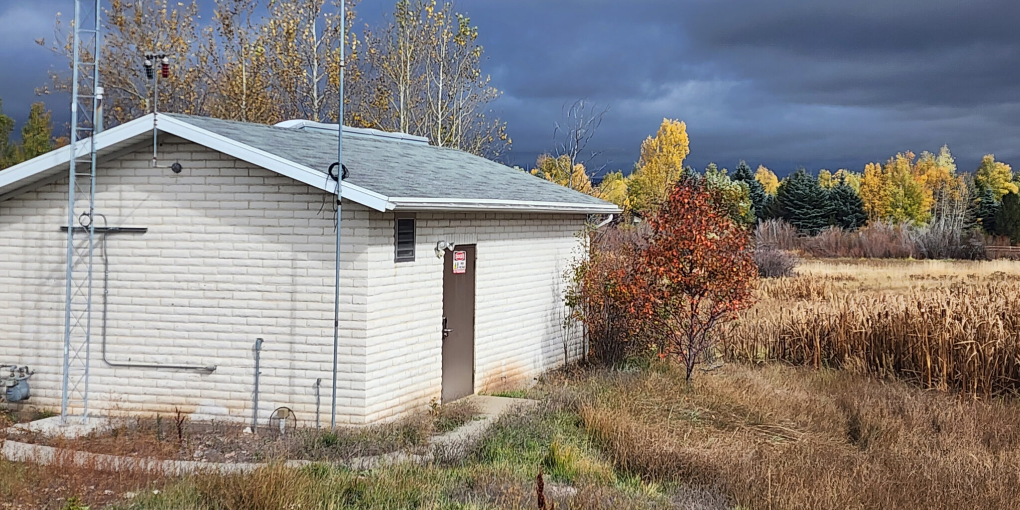 SUMMIT WATER DISTRIBUTION COMPANY – Providing Quality Water Since 1979